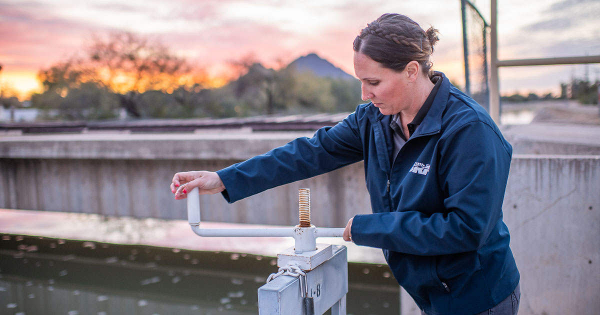 Featured Employees Archives from Salt River Project | Página 3 de 5 ...